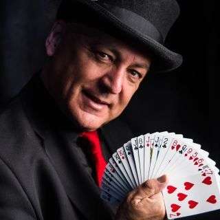 Gazzo Magician – MAGICIANSANDMAGIC.COM